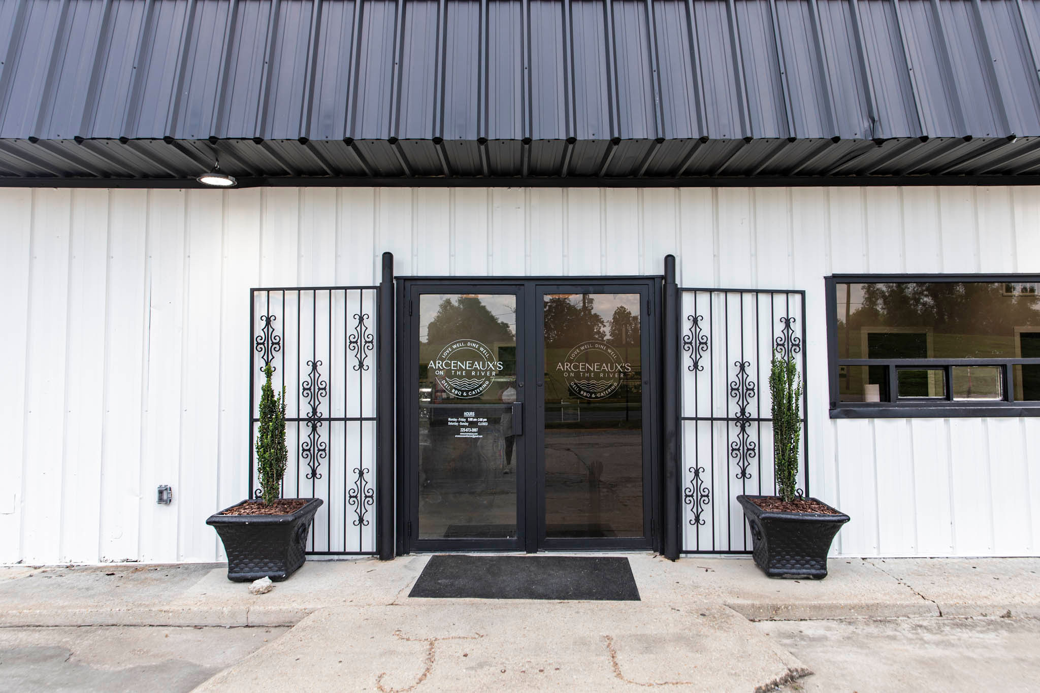 Inside Arceneaux’s on the River, a new Geismar restaurant that aims to ...