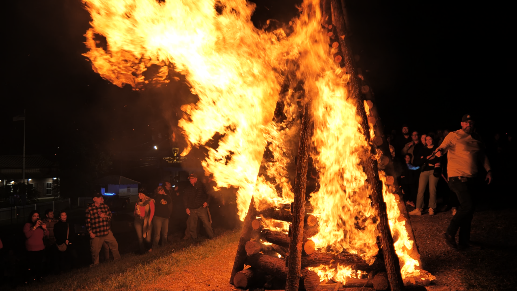 How south Louisiana lights the levee with bonfires for Christmas - [225]